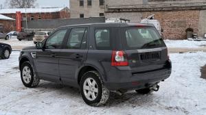 Pelēks Land Rover Freelander 2010 Liepāja, ar dzinēja tilpumu 2.20 L un nobraukumu 237 tūkst. km par 6350 €, foto 4 vietnē AUTOMOTO.COM.LV