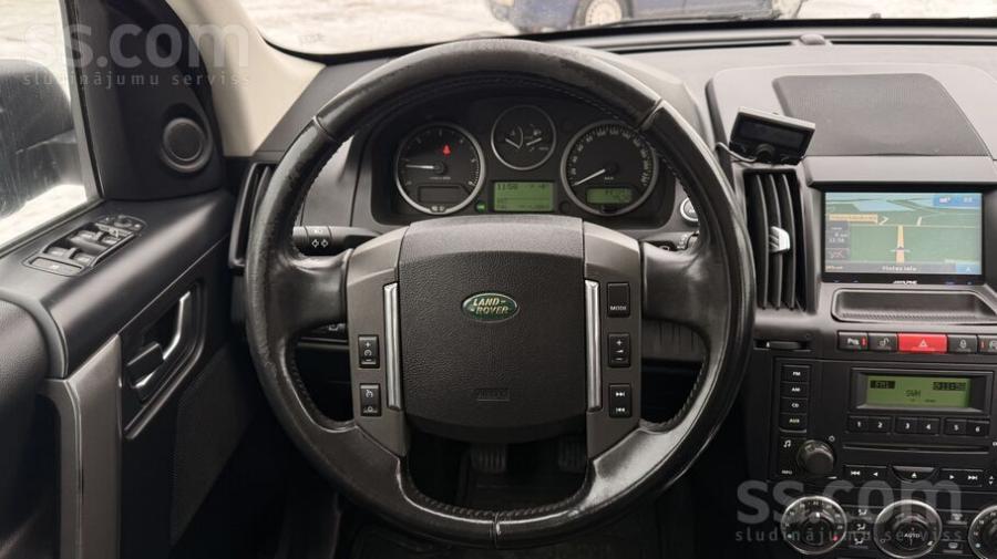 Pelēks Land Rover Freelander 2010 Liepāja, ar dzinēja tilpumu 2.20 L un nobraukumu 237 tūkst. km par 6350 €, foto 12 vietnē AUTOMOTO.COM.LV
