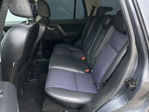 Pelēks Land Rover Freelander 2010 Ogre, ar dzinēja tilpumu 2.20 L un nobraukumu 251 tūkst. km par 4999 €, foto 12 vietnē AUTOMOTO.COM.LV