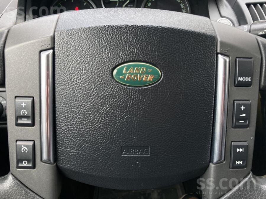 Pelēks Land Rover Freelander 2010 Ogre, ar dzinēja tilpumu 2.20 L un nobraukumu 251 tūkst. km par 4999 €, foto 17 vietnē AUTOMOTO.COM.LV