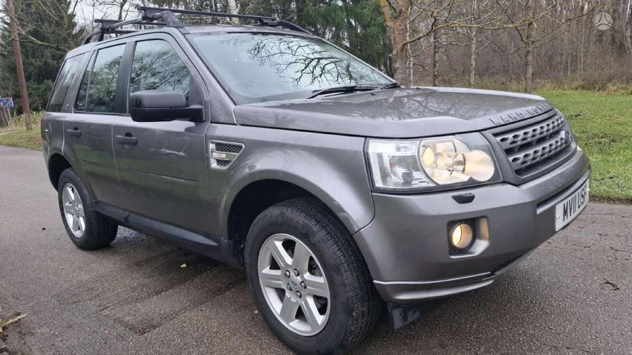 Pelēks Land Rover Freelander 2011 Šauļi, ar dzinēja tilpumu 2.18 L un nobraukumu 146 tūkst. km par 2599 €, foto 1 vietnē AUTOMOTO.COM.LV
