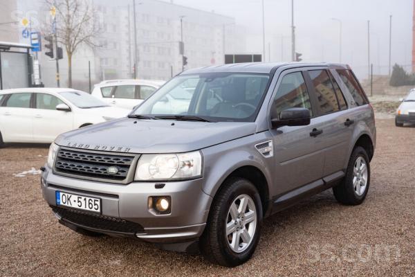 Grey Land Rover Freelander 2011 in Liepaja, with an engine capacity of 2.20 L and mileage of 238 thousand km for 6500 €, photo 1 on AUTOMOTO.COM.LV