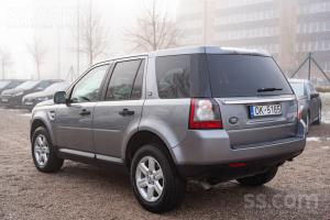 Grey Land Rover Freelander 2011 in Liepaja, with an engine capacity of 2.20 L and mileage of 238 thousand km for 6500 €, photo 8 on AUTOMOTO.COM.LV