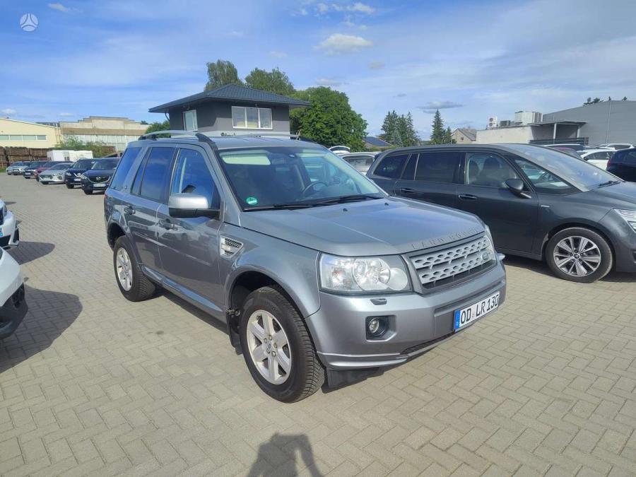 Pelēks Land Rover Freelander 2011 Tauragė, ar dzinēja tilpumu 2.18 L un nobraukumu 233 tūkst. km par 6200 €, foto 9 vietnē AUTOMOTO.COM.LV