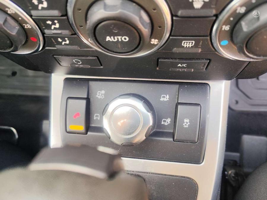 Pelēks Land Rover Freelander 2011 Tauragė, ar dzinēja tilpumu 2.18 L un nobraukumu 233 tūkst. km par 6200 €, foto 18 vietnē AUTOMOTO.COM.LV