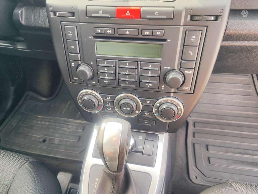 Pelēks Land Rover Freelander 2011 Tauragė, ar dzinēja tilpumu 2.18 L un nobraukumu 233 tūkst. km par 6200 €, foto 20 vietnē AUTOMOTO.COM.LV
