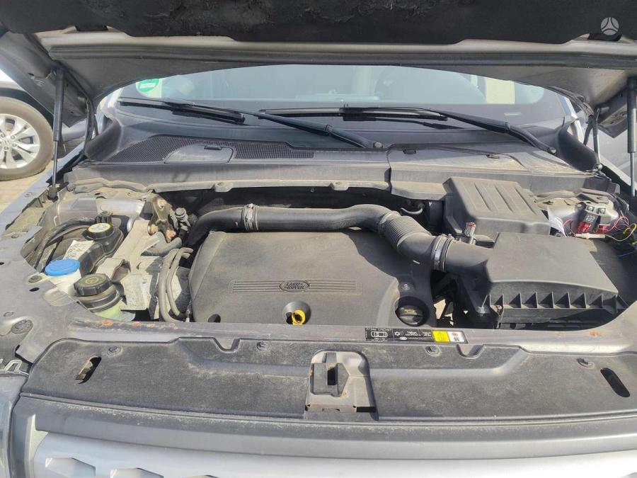 Pelēks Land Rover Freelander 2011 Tauragė, ar dzinēja tilpumu 2.18 L un nobraukumu 233 tūkst. km par 6200 €, foto 22 vietnē AUTOMOTO.COM.LV