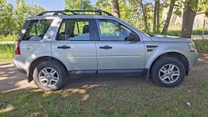 Pelēks Land Rover Freelander 2011 Šauļi, ar dzinēja tilpumu 2.18 L un nobraukumu 199 tūkst. km par 2299 €, foto 8 vietnē AUTOMOTO.COM.LV