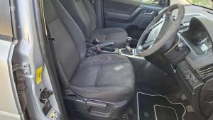 Pelēks Land Rover Freelander 2011 Šauļi, ar dzinēja tilpumu 2.18 L un nobraukumu 199 tūkst. km par 2299 €, foto 10 vietnē AUTOMOTO.COM.LV