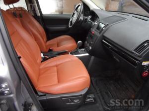 Pelēks Land Rover Freelander 2012 Rīga, ar dzinēja tilpumu 2.20 L un nobraukumu 265 tūkst. km par 9000 €, foto 8 vietnē AUTOMOTO.COM.LV