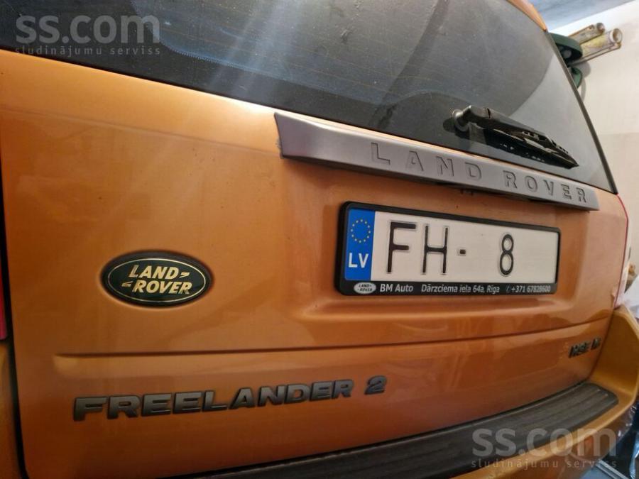 Orange Land Rover Freelander 2007 in Riga, with an engine capacity of 3.20 L and mileage of 273 thousand km for 2600 €, photo 5 on AUTOMOTO.COM.LV