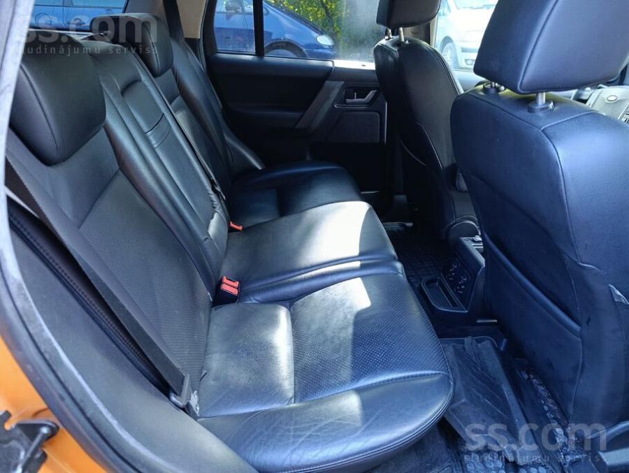 Oranžs Land Rover Freelander 2007 Dobele, ar dzinēja tilpumu 3.20 L un nobraukumu 283 tūkst. km par 2300 €, foto 7 vietnē AUTOMOTO.COM.LV