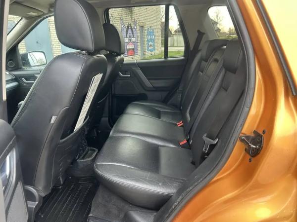 Oranžs Land Rover Freelander 2008 Grobiņa, ar dzinēja tilpumu 2.20 L un nobraukumu 320 tūkst. km par 3700 €, foto 5 vietnē AUTOMOTO.COM.LV