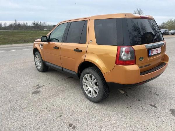 Oranžs Land Rover Freelander 2008 Grobiņa, ar dzinēja tilpumu 2.20 L un nobraukumu 320 tūkst. km par 3700 €, foto 9 vietnē AUTOMOTO.COM.LV
