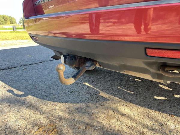 Red Land Rover Freelander 2007 in Vilnius, with an engine capacity of 2.18 L and mileage of 387 thousand km for 2800 €, photo 5 on AUTOMOTO.COM.LV