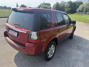 Red Land Rover Freelander 2012 in Kaunas, with an engine capacity of 2.18 L and mileage of 321 thousand km for 6850 €, photo 7 on AUTOMOTO.COM.LV