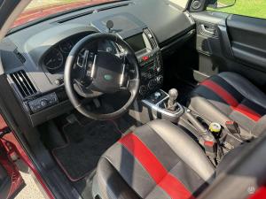 Red Land Rover Freelander 2012 in Kaunas, with an engine capacity of 2.18 L and mileage of 321 thousand km for 6850 €, photo 18 on AUTOMOTO.COM.LV