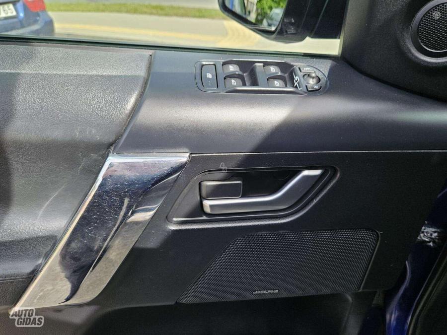 Violets Land Rover Freelander 2011 Šauļi, ar dzinēja tilpumu 2.20 L un nobraukumu 294 tūkst. km par 7450 €, foto 25 vietnē AUTOMOTO.COM.LV