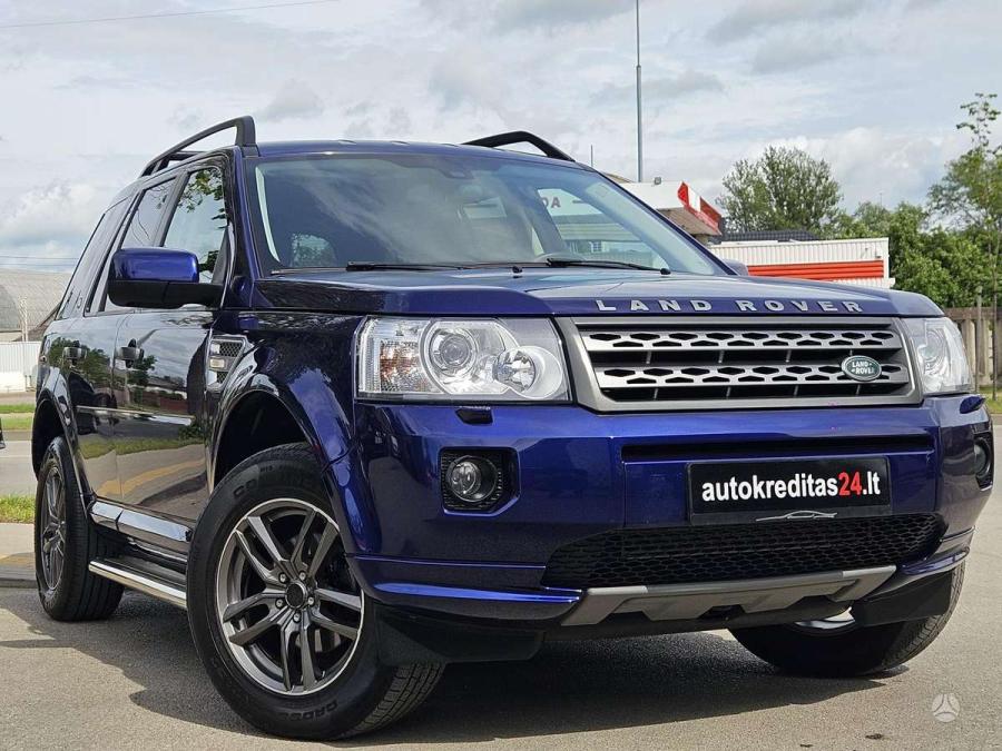 Violet Land Rover Freelander 2011 in Siauliai, with an engine capacity of 2.18 L and mileage of 294 thousand km for 7450 €, photo 1 on AUTOMOTO.COM.LV