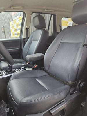 Violet Land Rover Freelander 2011 in Siauliai, with an engine capacity of 2.18 L and mileage of 294 thousand km for 7450 €, photo 18 on AUTOMOTO.COM.LV