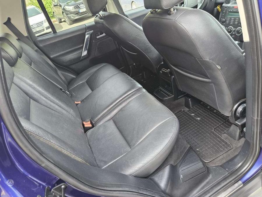 Violet Land Rover Freelander 2011 in Siauliai, with an engine capacity of 2.18 L and mileage of 294 thousand km for 7450 €, photo 20 on AUTOMOTO.COM.LV