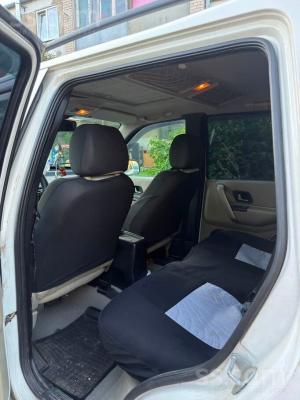 White Land Rover Freelander 2004 in Rezekne, with an engine capacity of 2.00 L and mileage of 227 thousand km for 2700 €, photo 4 on AUTOMOTO.COM.LV