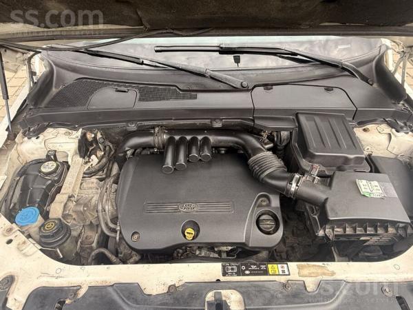 Balts Land Rover Freelander 2010 Daugavpils, ar dzinēja tilpumu 2.20 L un nobraukumu 269 tūkst. km par 5750 €, foto 7 vietnē AUTOMOTO.COM.LV