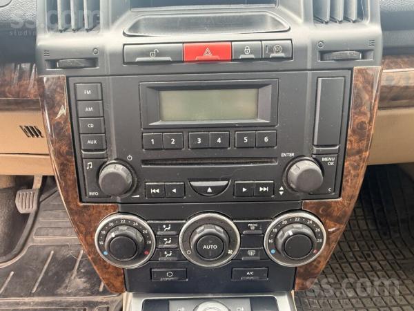 Balts Land Rover Freelander 2010 Daugavpils, ar dzinēja tilpumu 2.20 L un nobraukumu 269 tūkst. km par 5750 €, foto 10 vietnē AUTOMOTO.COM.LV