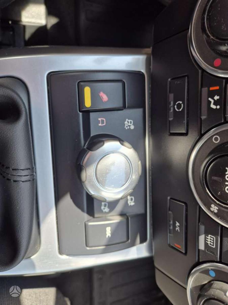 Balts Land Rover Freelander 2010 Šauļi, ar dzinēja tilpumu 2.20 L un nobraukumu 256 tūkst. km par 4500 €, foto 13 vietnē AUTOMOTO.COM.LV