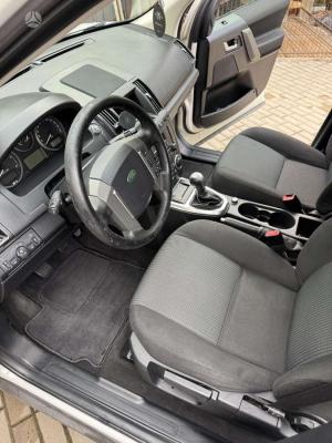 Balts Land Rover Freelander 2010 Anykščiai, ar dzinēja tilpumu 2.18 L un nobraukumu 226 tūkst. km par 3100 €, foto 12 vietnē AUTOMOTO.COM.LV