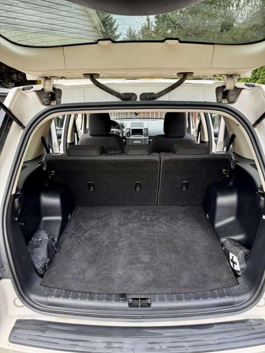 Balts Land Rover Freelander 2010 Anykščiai, ar dzinēja tilpumu 2.18 L un nobraukumu 226 tūkst. km par 3100 €, foto 14 vietnē AUTOMOTO.COM.LV