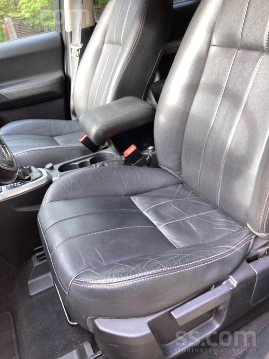 Balts Land Rover Freelander 2011 Rīga, ar dzinēja tilpumu 2.20 L un nobraukumu 223 tūkst. km par 7200 €, foto 10 vietnē AUTOMOTO.COM.LV