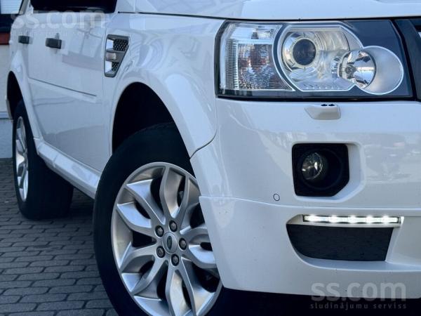 Balts Land Rover Freelander 2011 Jelgava, ar dzinēja tilpumu 2.20 L un nobraukumu 267 tūkst. km par 6950 €, foto 6 vietnē AUTOMOTO.COM.LV