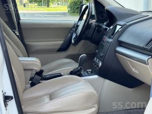 Balts Land Rover Freelander 2011 Jelgava, ar dzinēja tilpumu 2.20 L un nobraukumu 267 tūkst. km par 6950 €, foto 20 vietnē AUTOMOTO.COM.LV