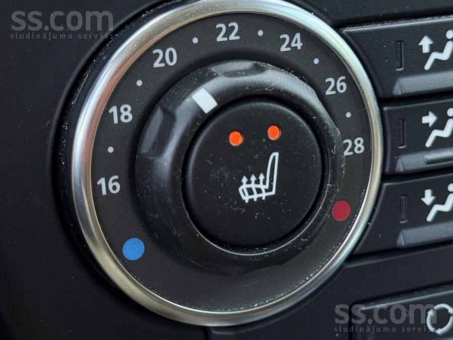 Balts Land Rover Freelander 2011 Jelgava, ar dzinēja tilpumu 2.20 L un nobraukumu 267 tūkst. km par 6950 €, foto 21 vietnē AUTOMOTO.COM.LV