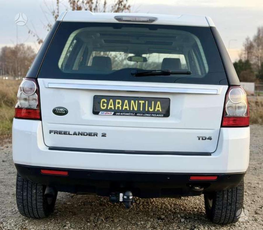 Balts Land Rover Freelander 2012 Šauļi, ar dzinēja tilpumu 2.20 L un nobraukumu 252 tūkst. km par 8450 €, foto 6 vietnē AUTOMOTO.COM.LV
