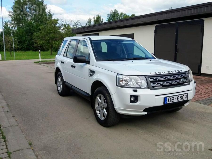 Balts Land Rover Freelander 2012 Ludza, ar dzinēja tilpumu 2.20 L un nobraukumu 205 tūkst. km par 6900 €, foto 1 vietnē AUTOMOTO.COM.LV