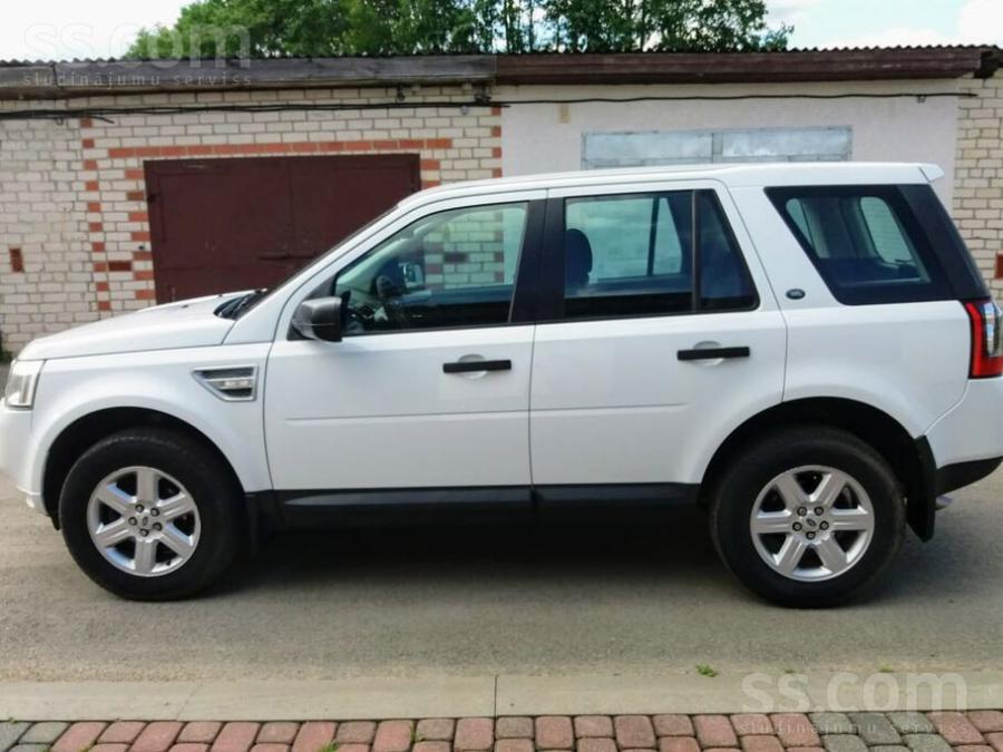 Balts Land Rover Freelander 2012 Ludza, ar dzinēja tilpumu 2.20 L un nobraukumu 205 tūkst. km par 6900 €, foto 4 vietnē AUTOMOTO.COM.LV
