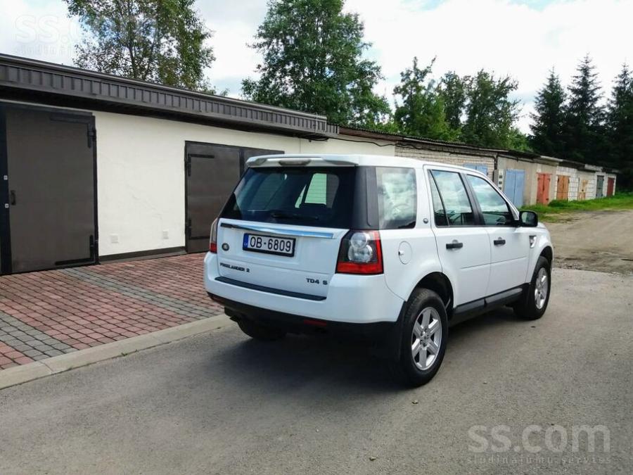 Balts Land Rover Freelander 2012 Ludza, ar dzinēja tilpumu 2.20 L un nobraukumu 205 tūkst. km par 6900 €, foto 6 vietnē AUTOMOTO.COM.LV