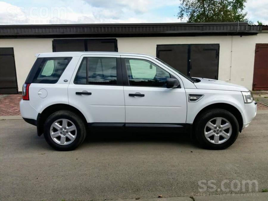 Balts Land Rover Freelander 2012 Ludza, ar dzinēja tilpumu 2.20 L un nobraukumu 205 tūkst. km par 6900 €, foto 7 vietnē AUTOMOTO.COM.LV