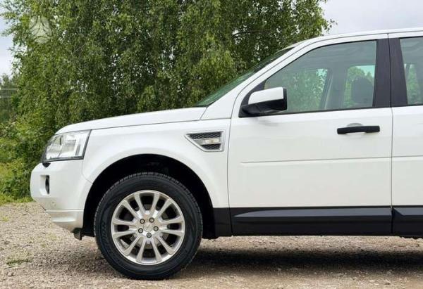 Balts Land Rover Freelander 2012 Šauļi, ar dzinēja tilpumu 2.20 L un nobraukumu 252 tūkst. km par 8450 €, foto 7 vietnē AUTOMOTO.COM.LV