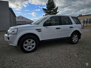 White Land Rover Freelander 2012 in Radviliskis, with an engine capacity of 2.18 L and mileage of 217 thousand km for 6600 €, photo 3 on AUTOMOTO.COM.LV