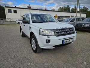 White Land Rover Freelander 2012 in Radviliskis, with an engine capacity of 2.18 L and mileage of 217 thousand km for 6600 €, photo 12 on AUTOMOTO.COM.LV
