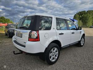 White Land Rover Freelander 2012 in Radviliskis, with an engine capacity of 2.18 L and mileage of 217 thousand km for 6600 €, photo 25 on AUTOMOTO.COM.LV