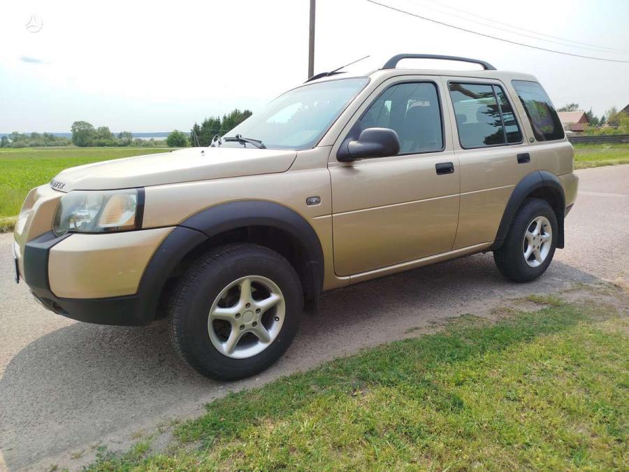 Yellow Land Rover Freelander 2004 in Vilkaviskis, with an engine capacity of 1.95 L and mileage of 223 thousand km for 3000 €, photo 1 on AUTOMOTO.COM.LV