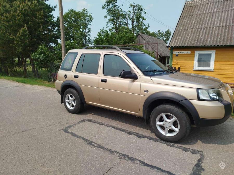 Yellow Land Rover Freelander 2004 in Vilkaviskis, with an engine capacity of 1.95 L and mileage of 223 thousand km for 3000 €, photo 5 on AUTOMOTO.COM.LV