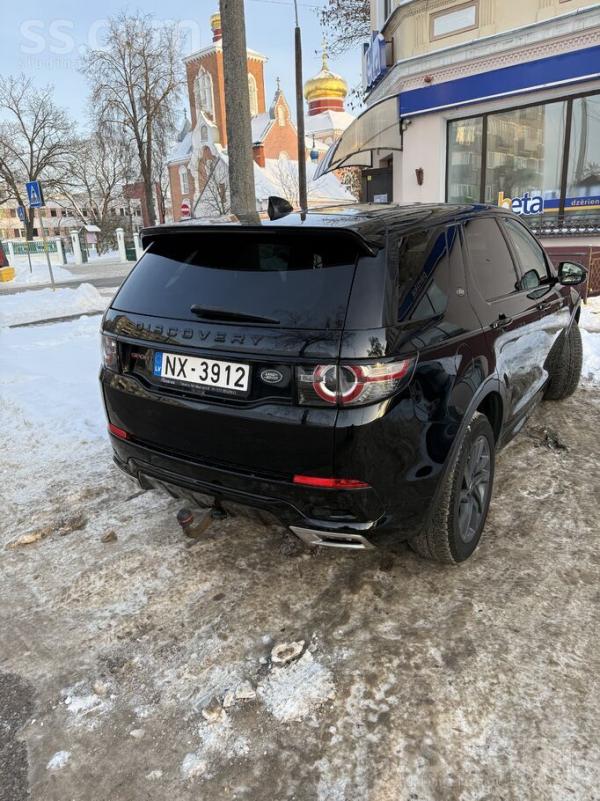 Melns Land Rover Land Rover 2019 Daugavpils, ar dzinēja tilpumu 2.00 L un nobraukumu 164 tūkst. km par 19500 €, foto 3 vietnē AUTOMOTO.COM.LV