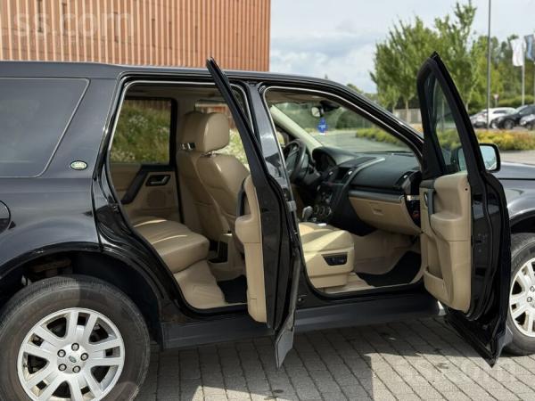 Черный Ленд Ровер Land Rover 2008 в Вентспилс, объемом двигателя 2.20 л и пробегом 292 тыс. км за 6000 €, фото 5 на AUTOMOTO.COM.LV