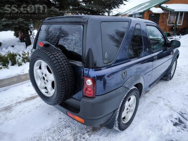 Blue Land Rover Land Rover 2002 in Gulbene, with an engine capacity of 1.80 L and mileage of 206 thousand km for 2000 €, photo 4 on AUTOMOTO.COM.LV