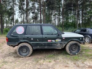 Зеленый Ленд Ровер Land Rover 1999 в Огре, объемом двигателя 2.50 л и пробегом 301 тыс. км за 2400 €, фото  на AUTOMOTO.COM.LV